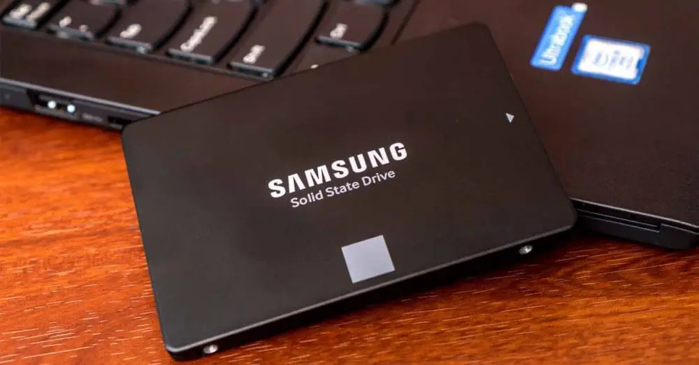 Laptop SSD: Which Model Is Better and Which One to Buy | ITIGIC