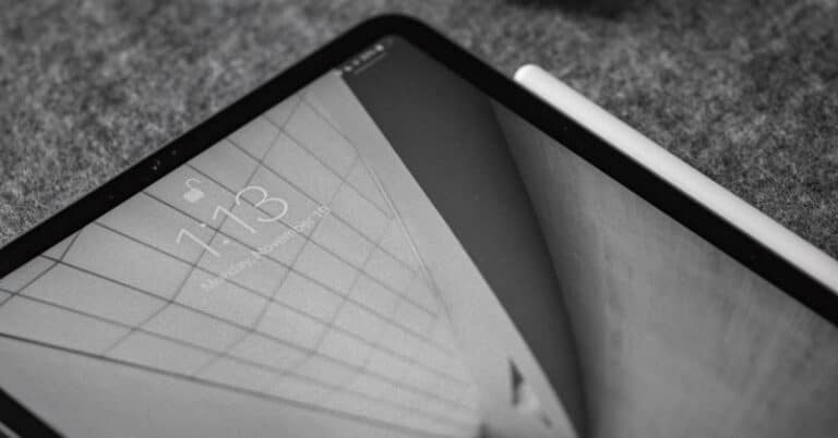 What Is ProMotion Display and Which iPads Are Compatible