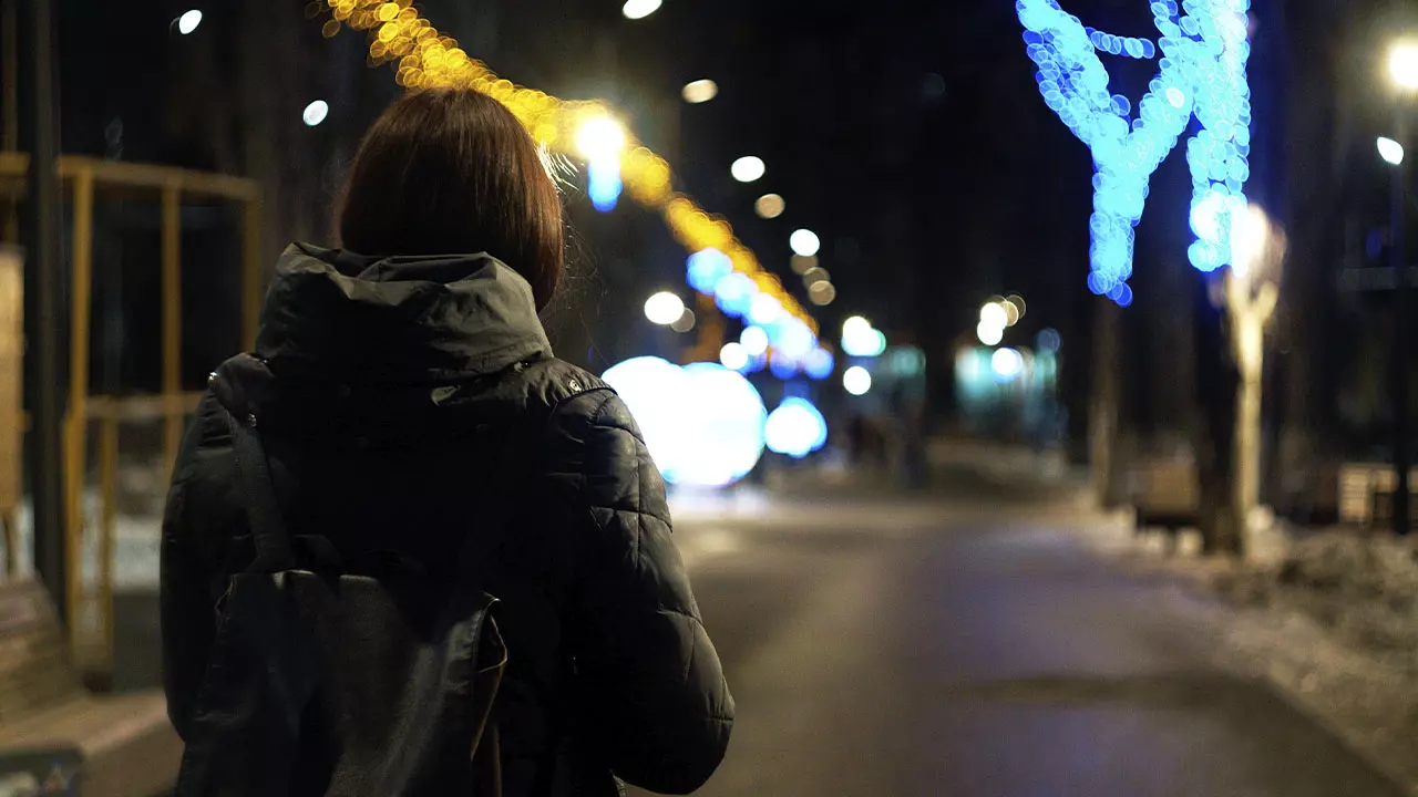 Ensuring Safety at Night: Sharing Your Real-Time Location | ITIGIC