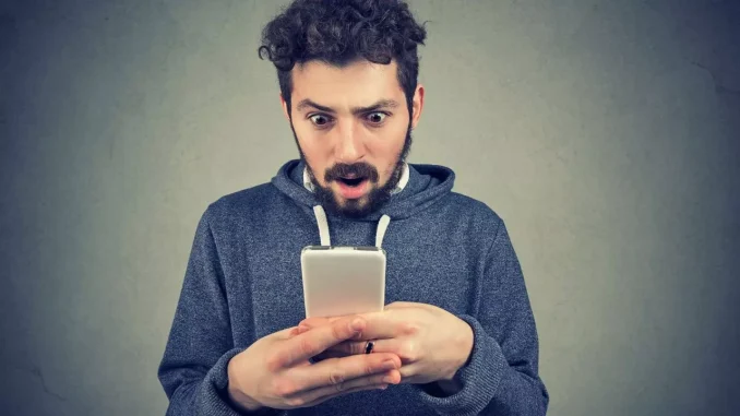 Avoiding Smartphone-Induced Back and Neck Pain: Tips for a Healthier ...