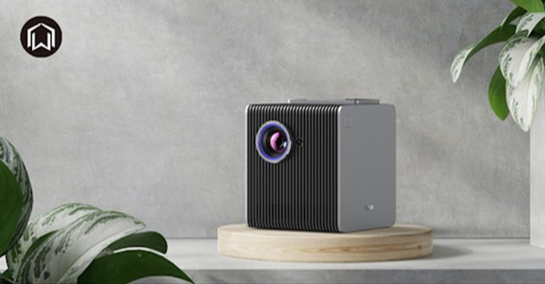 Smart Projectors vs. Traditional Projectors: A Comprehensive Comparison ...